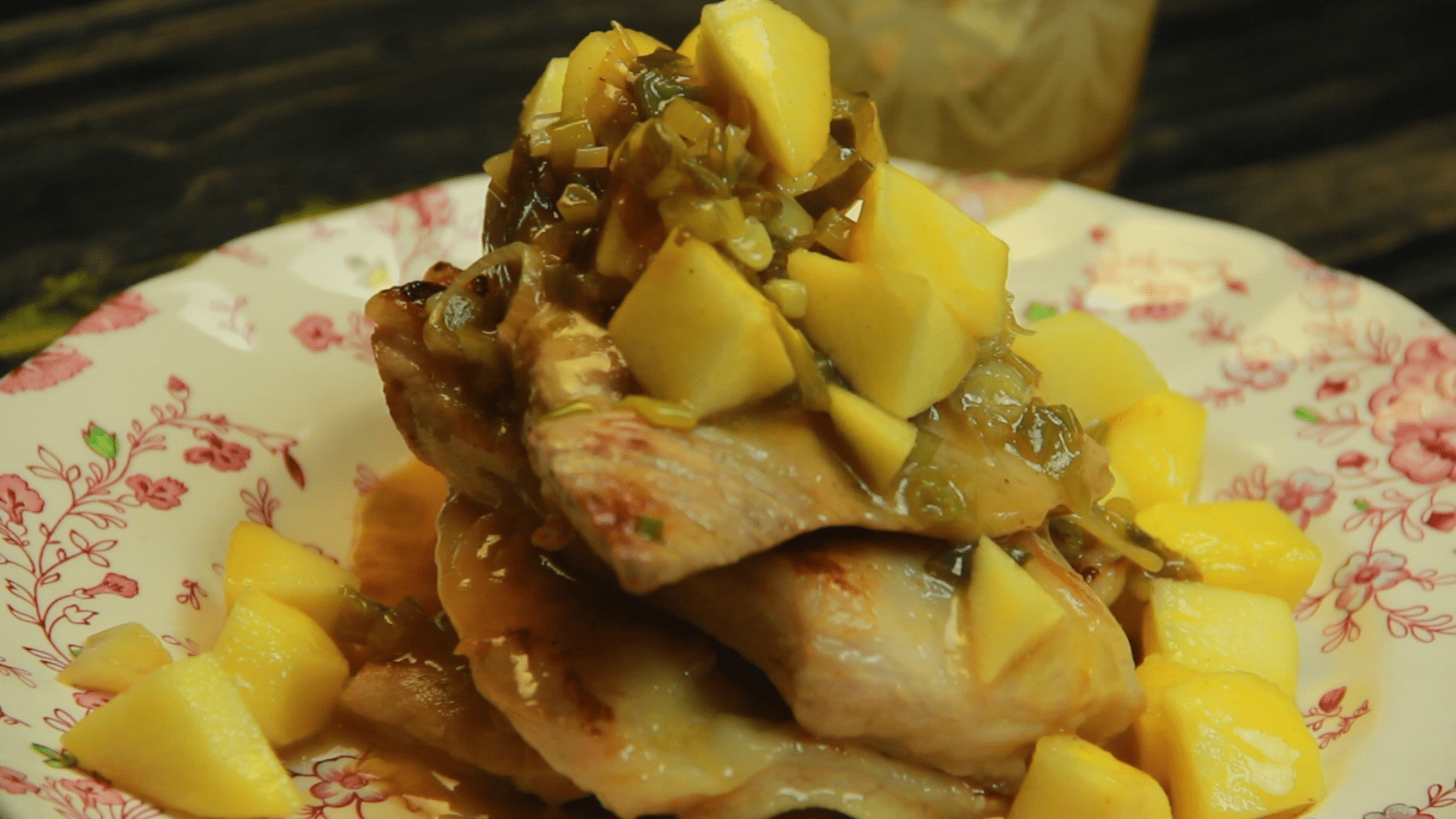 Pork Flank with Leeks & Apples | Tastemade