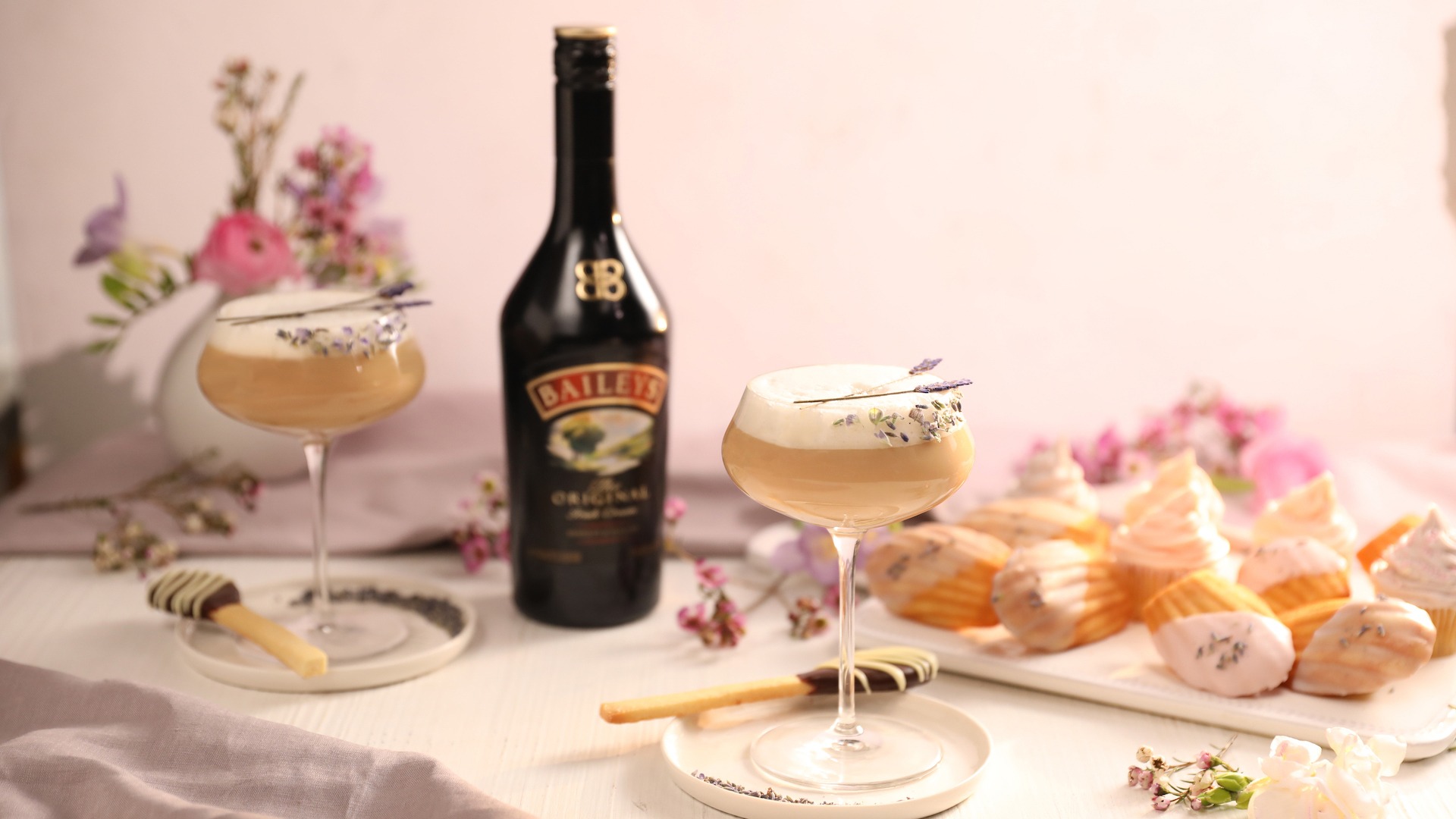 Baileys London Fog and Shortbread Spoons | Tastemade