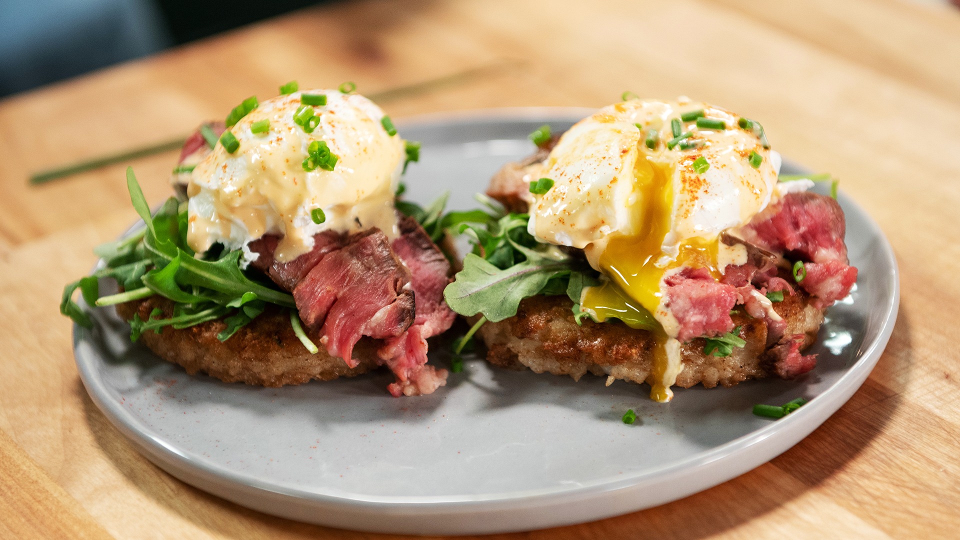 Risotto Cake Steak Eggs Benedict w/ Spicy Mayo | Tastemade