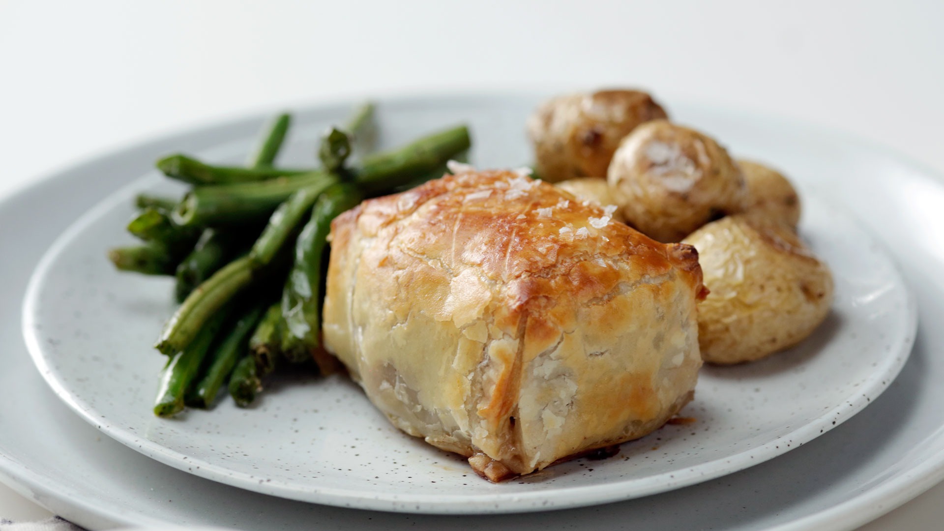 Mini Beef Wellingtons | Tastemade