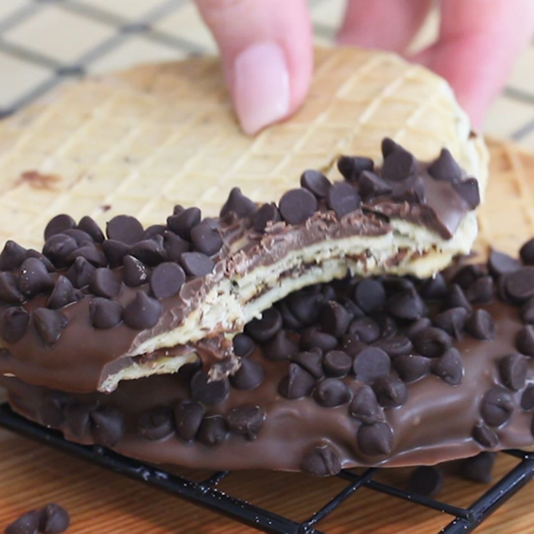 Chocolate Hazelnut Stroopwafels | Tastemade