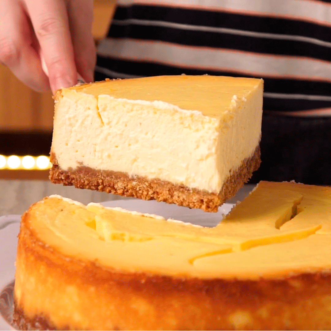 Friends-Inspired Stolen Cheesecake | Tastemade