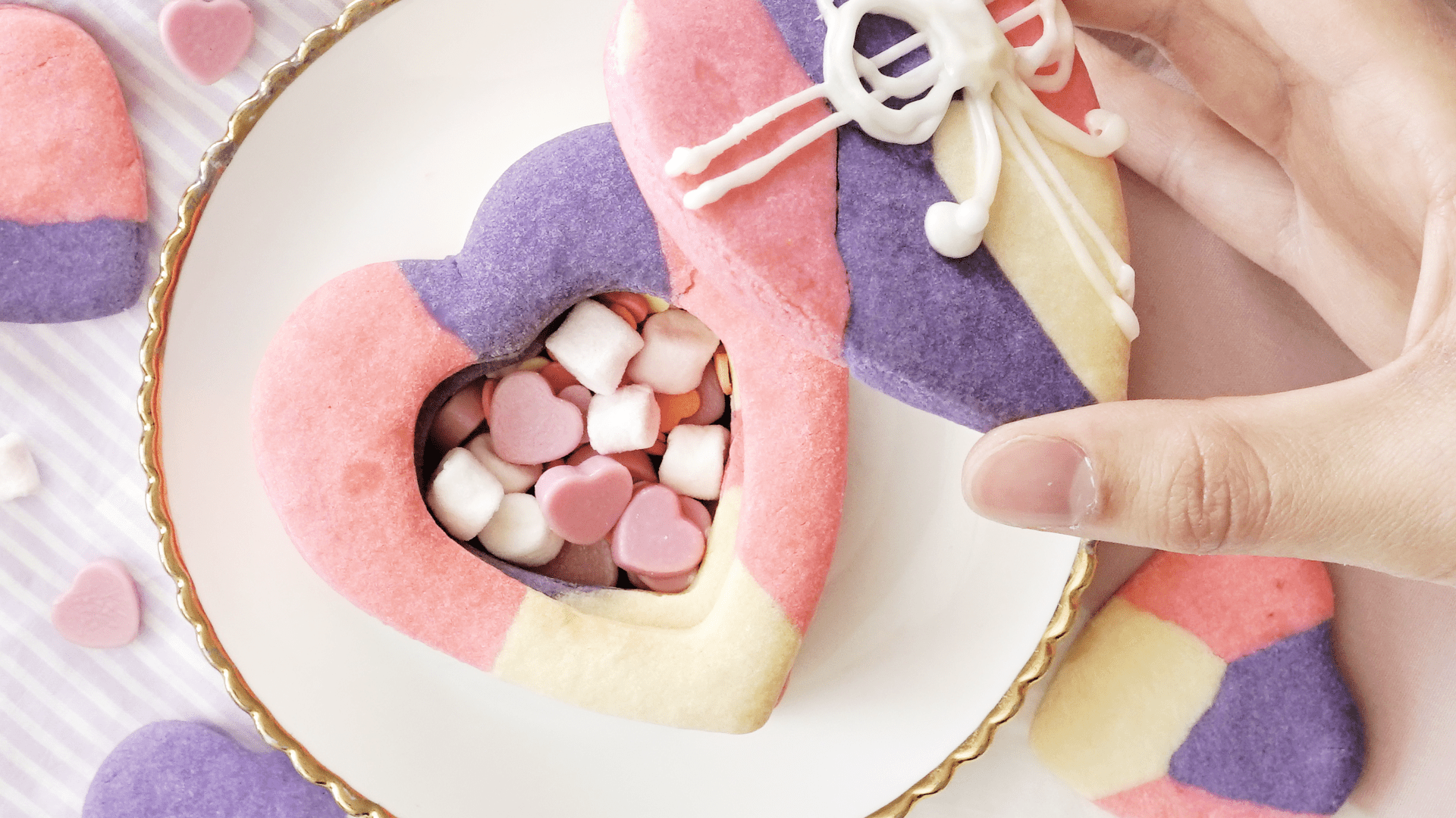 Heart-Shaped Cookie Box | Tastemade
