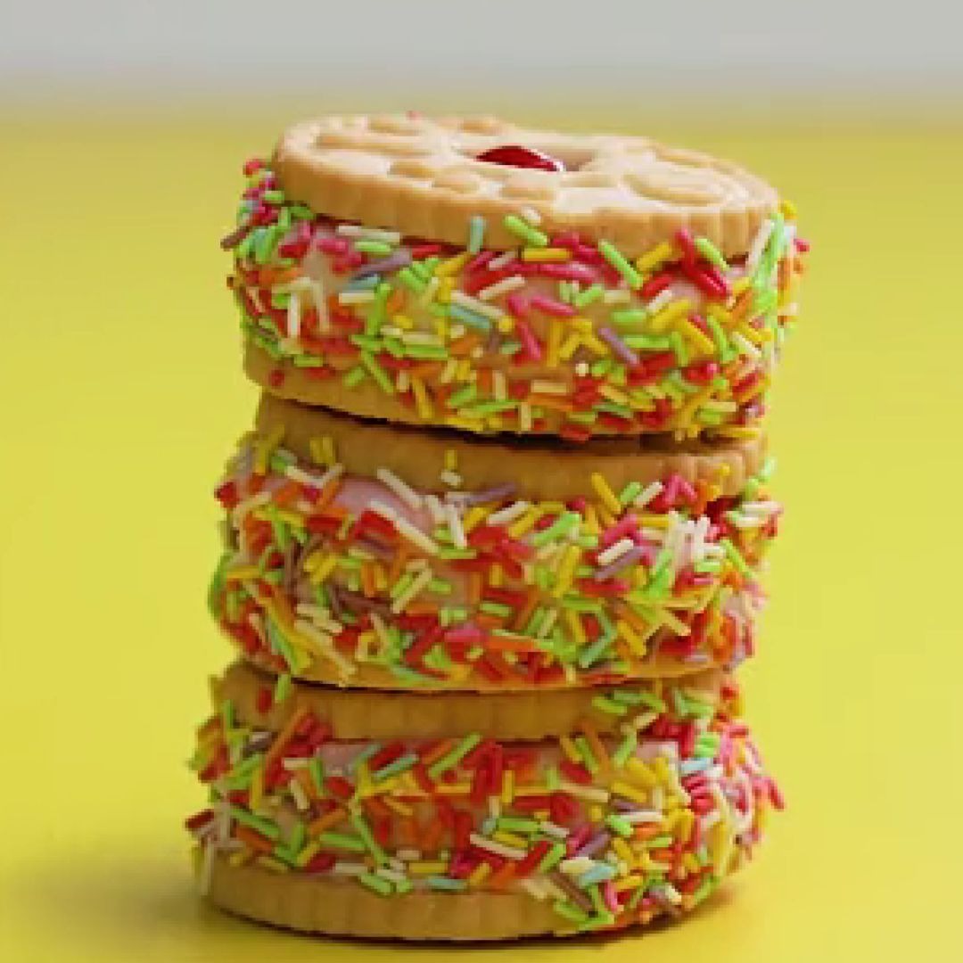 Jammie Dodger Ice Cream Sandwiches | Tastemade