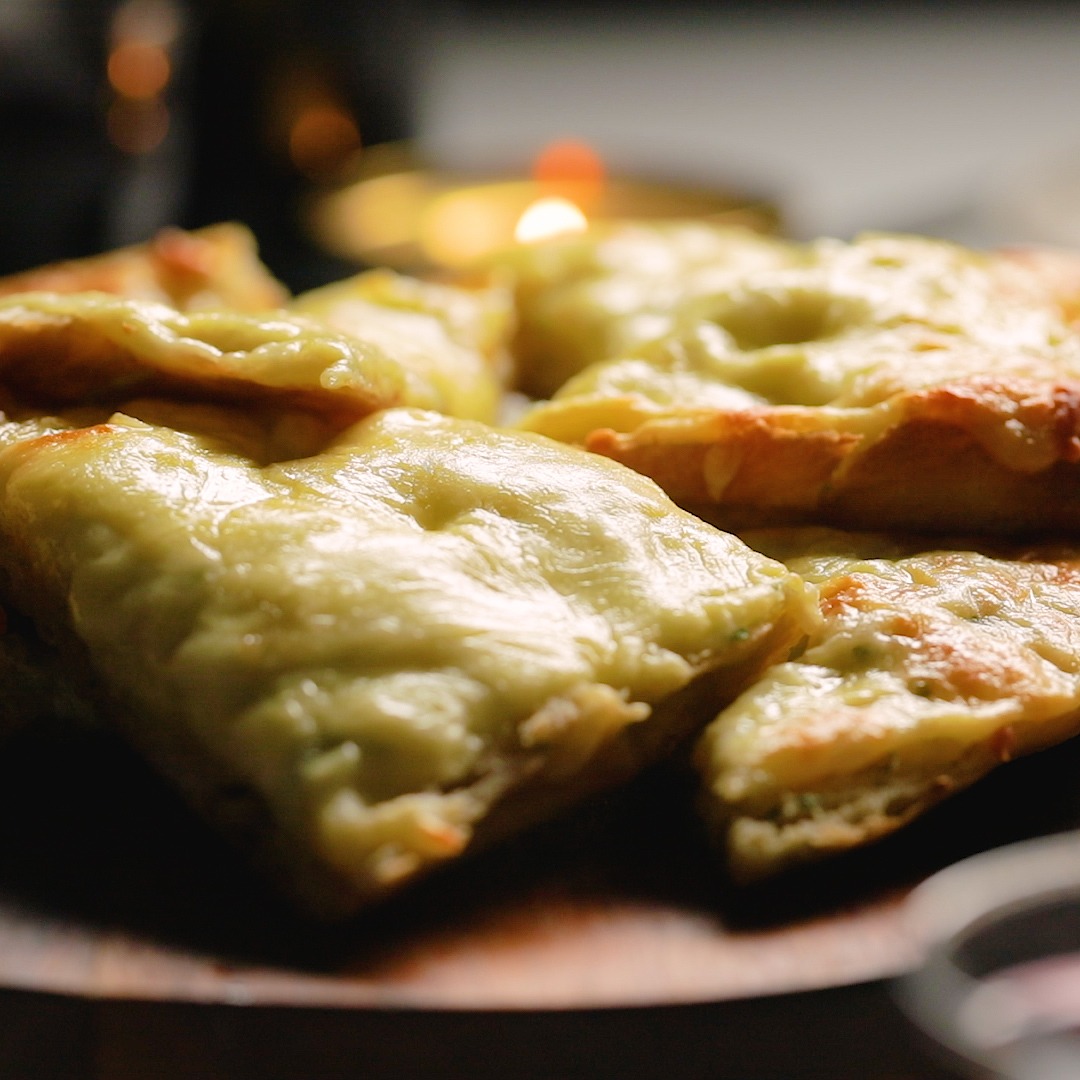 Cheesy Garlic Bread | Tastemade