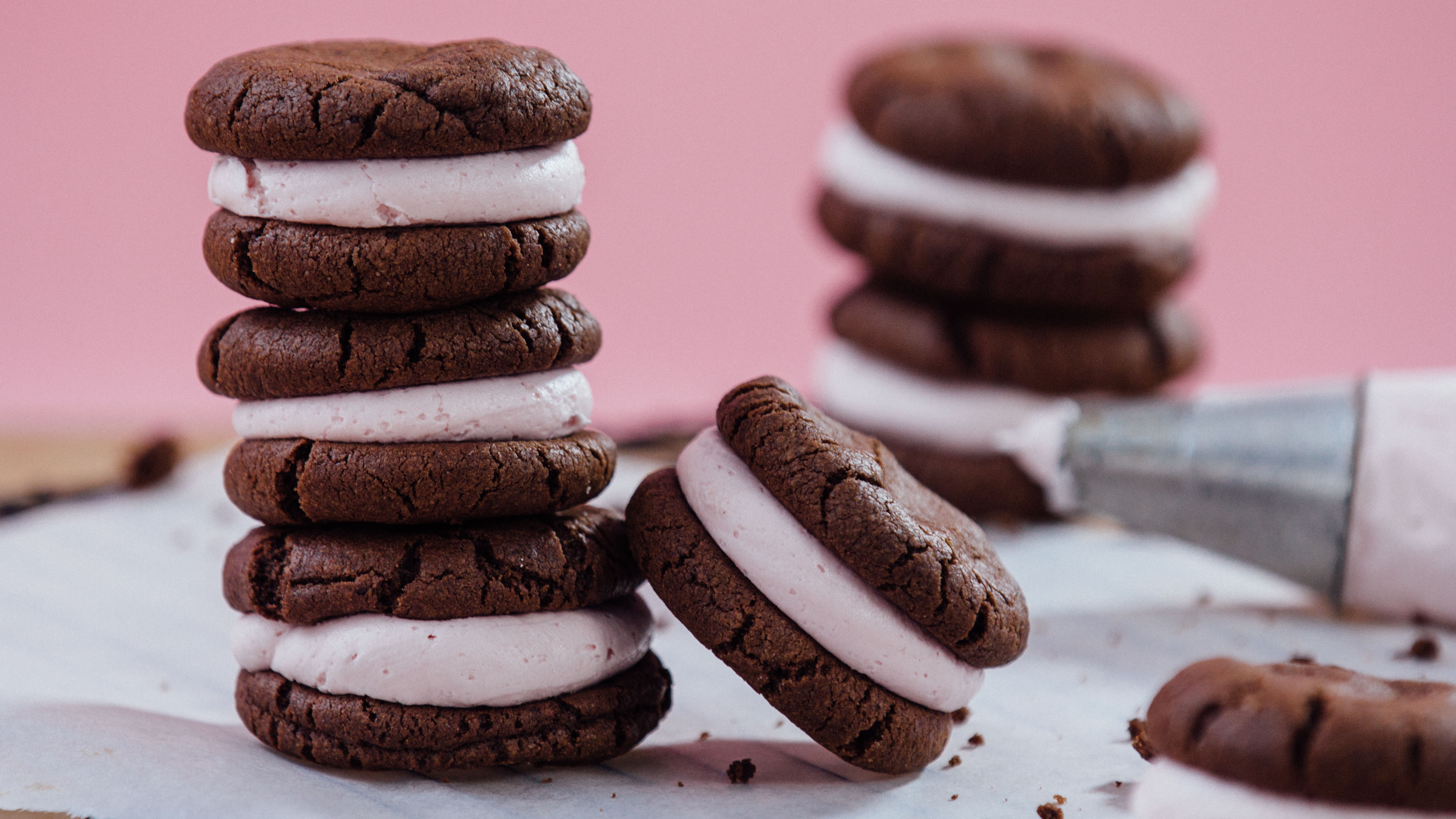 Strawberry Milkshake Choco Pies | Tastemade