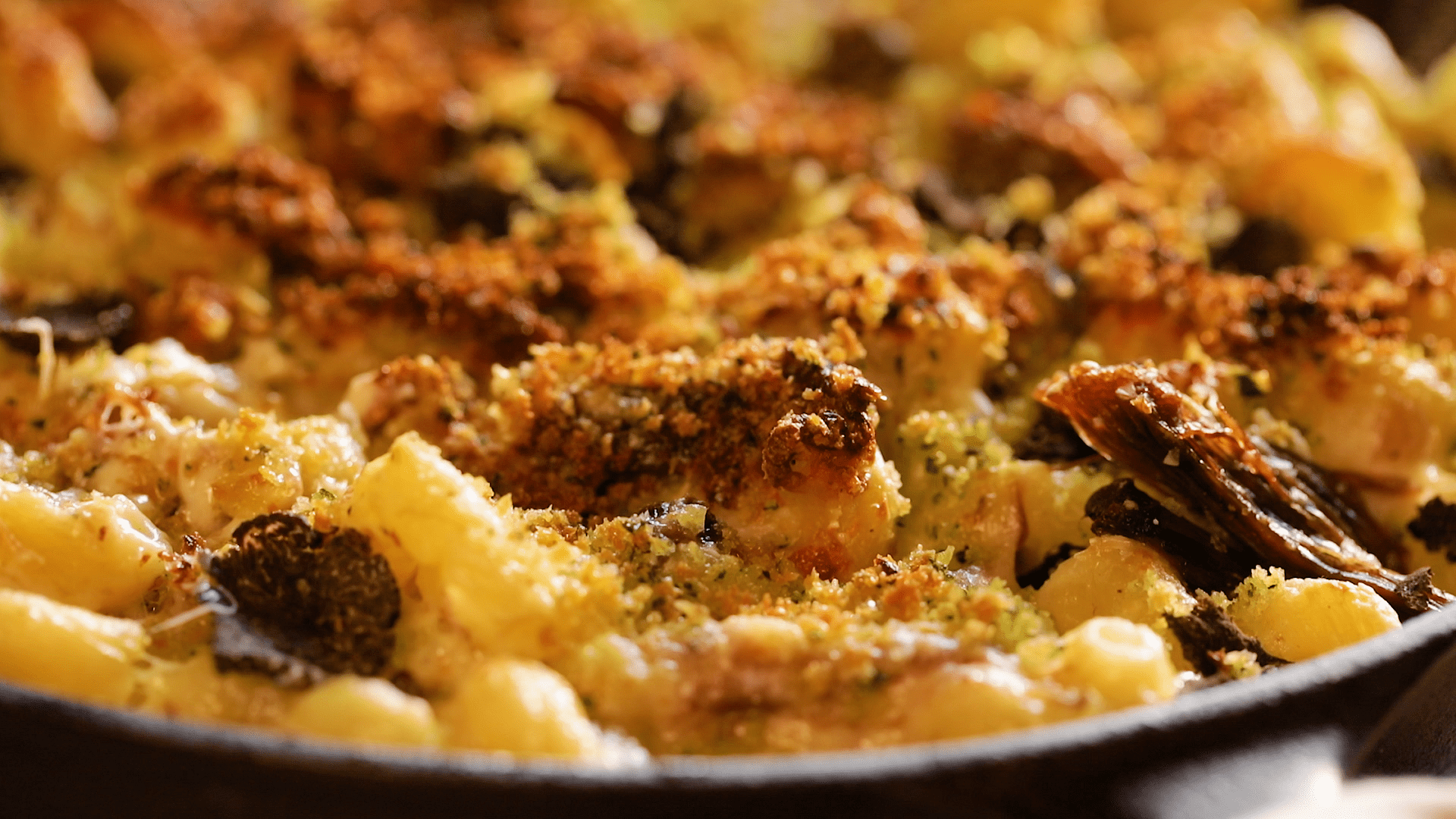 Deluxe Mac ‘n’ Cheese With Short Rib and Truffle | Tastemade