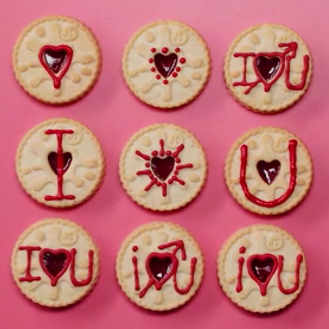 ‘I Love U’ Jammie Dodgers | Tastemade