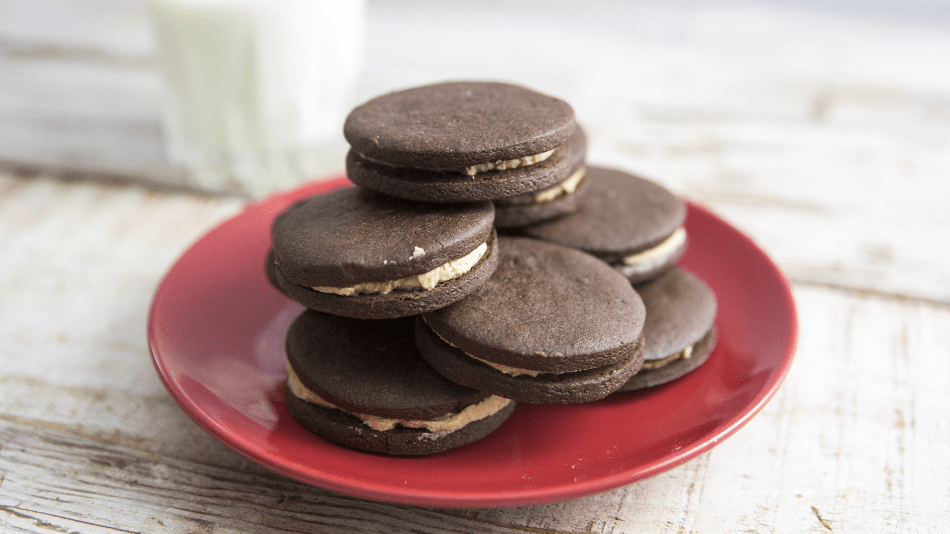 Gingerbread Oreos | Tastemade