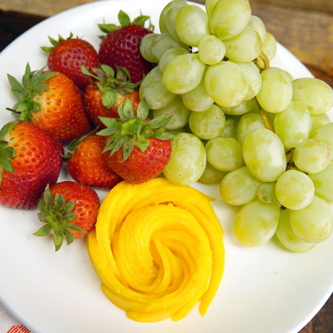How To Make A Mango Rose | Tastemade