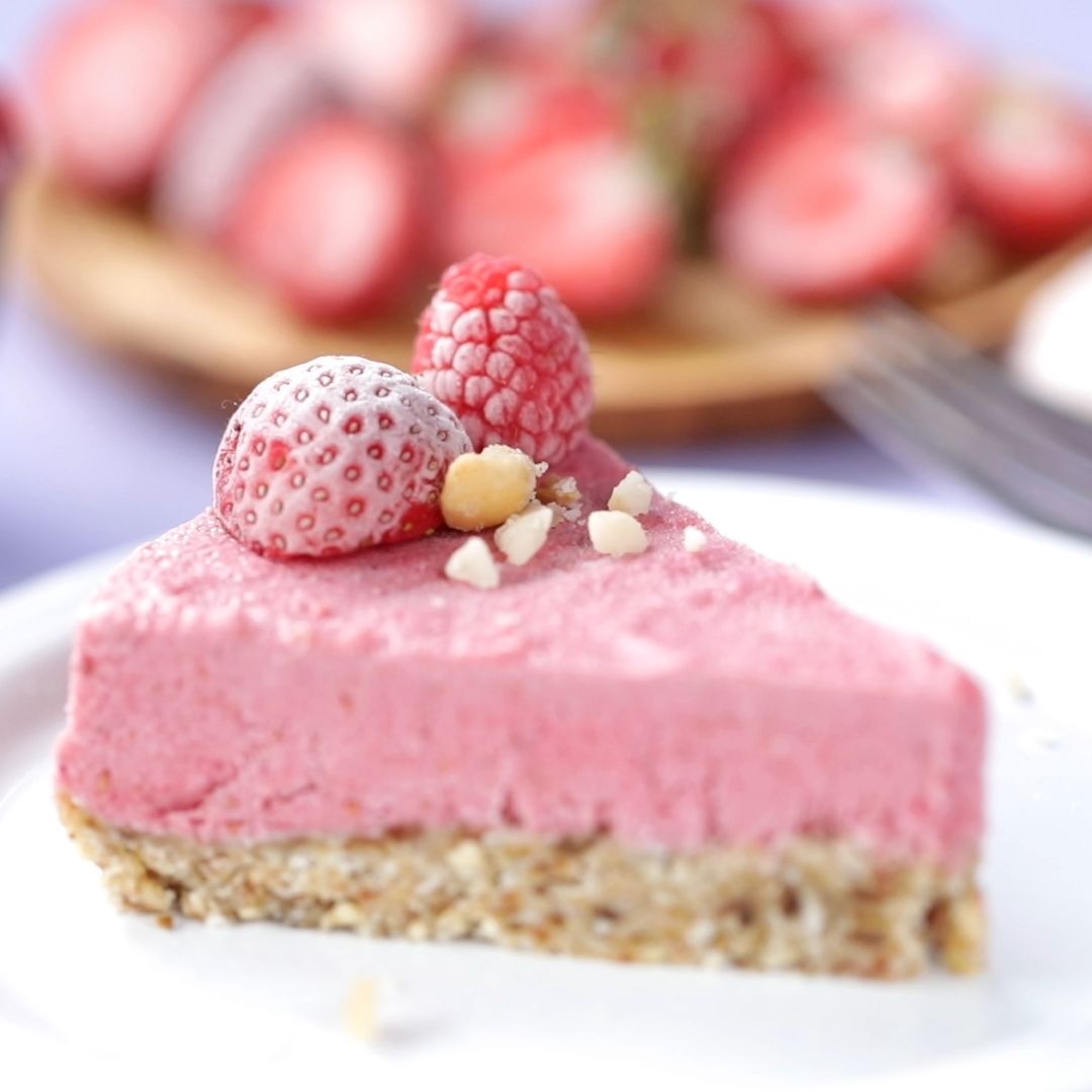 Berry Lime Smoothie Cake | Tastemade