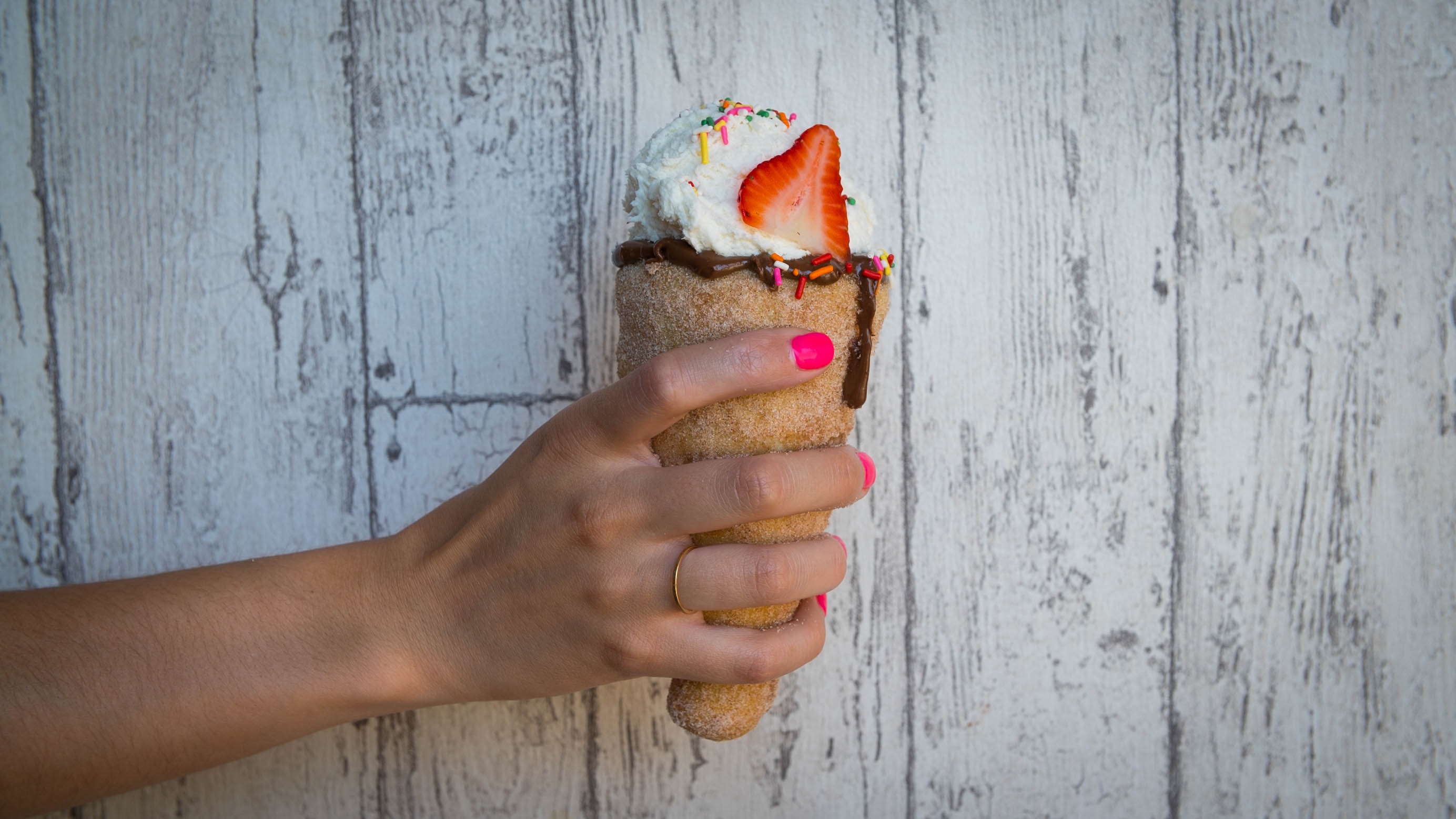 No Rise Donut Cones With Ice Cream | Tastemade