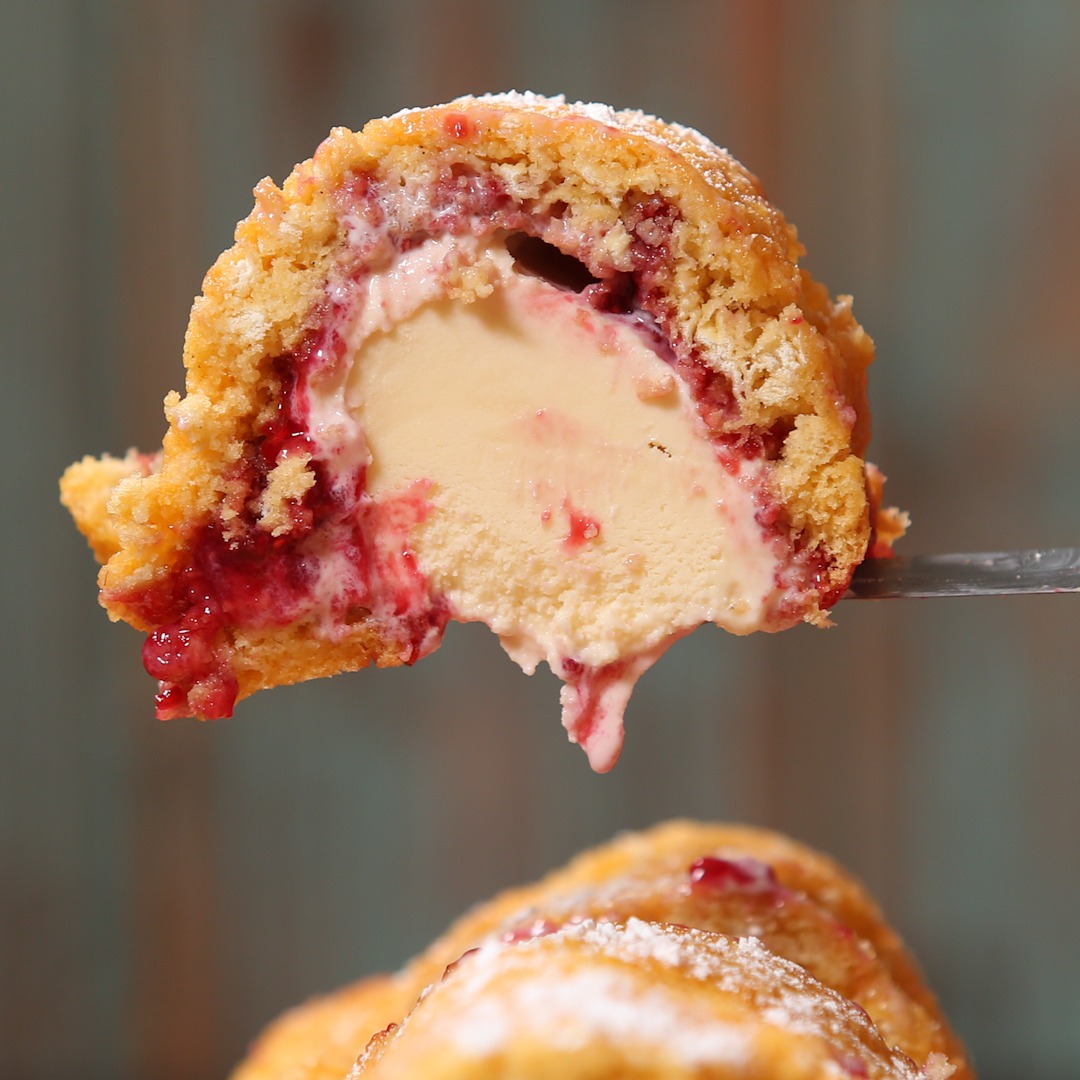 Retro Arctic Roll | Tastemade