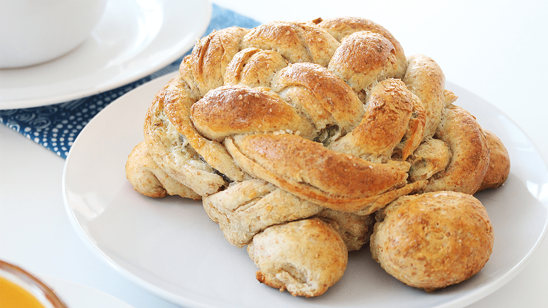 Whole Wheat Turtle Buns | Tastemade