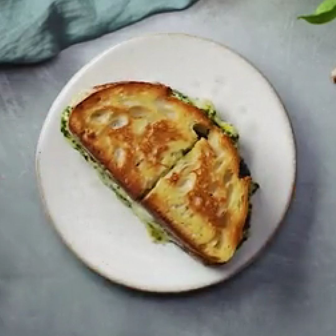 Caprese Grilled Cheese | Tastemade